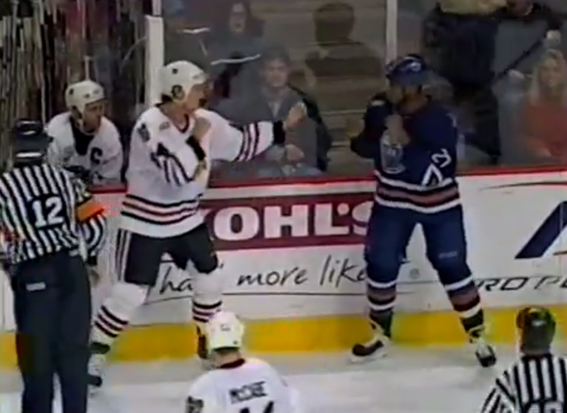 Georges Laraque vs. Bob Probert, November 14, 1999 - Edmonton Oilers vs ...